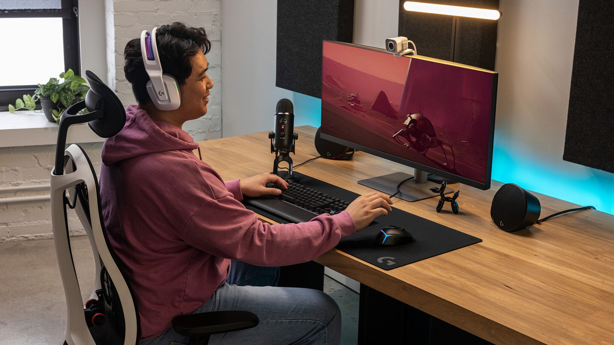 Logitech G G502 X PLUS - LIGHTSPEED Wireless RGB Gaming Mouse | Back to ...